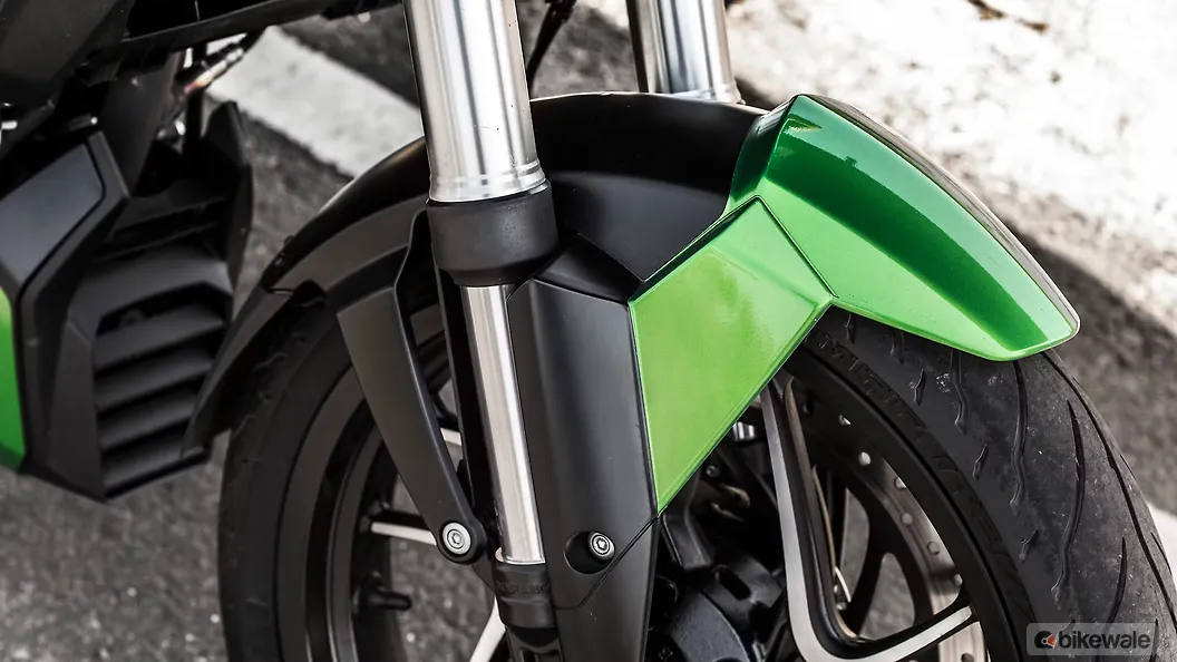 Bajaj Dominar 400 Exterior Image – BikeWale