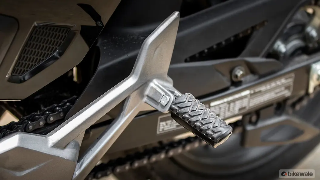 Hero Xpulse 200T Rear Suspension Image – BikeWale