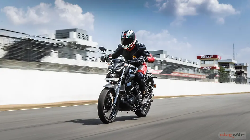 Yamaha MT 15 [2020-2021] Action Image – BikeWale