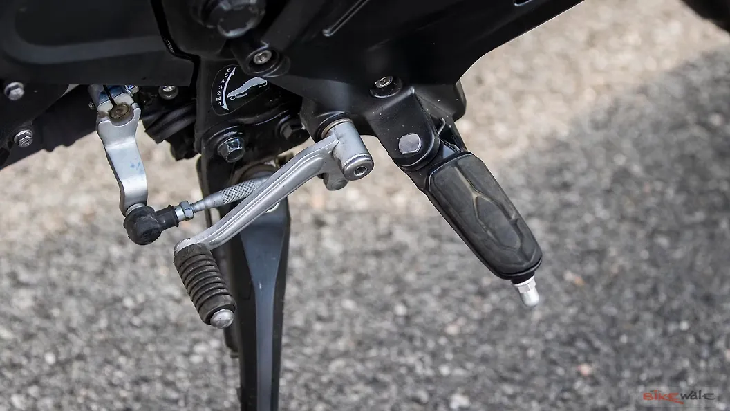 Bajaj Dominar 400 Exterior Image – BikeWale