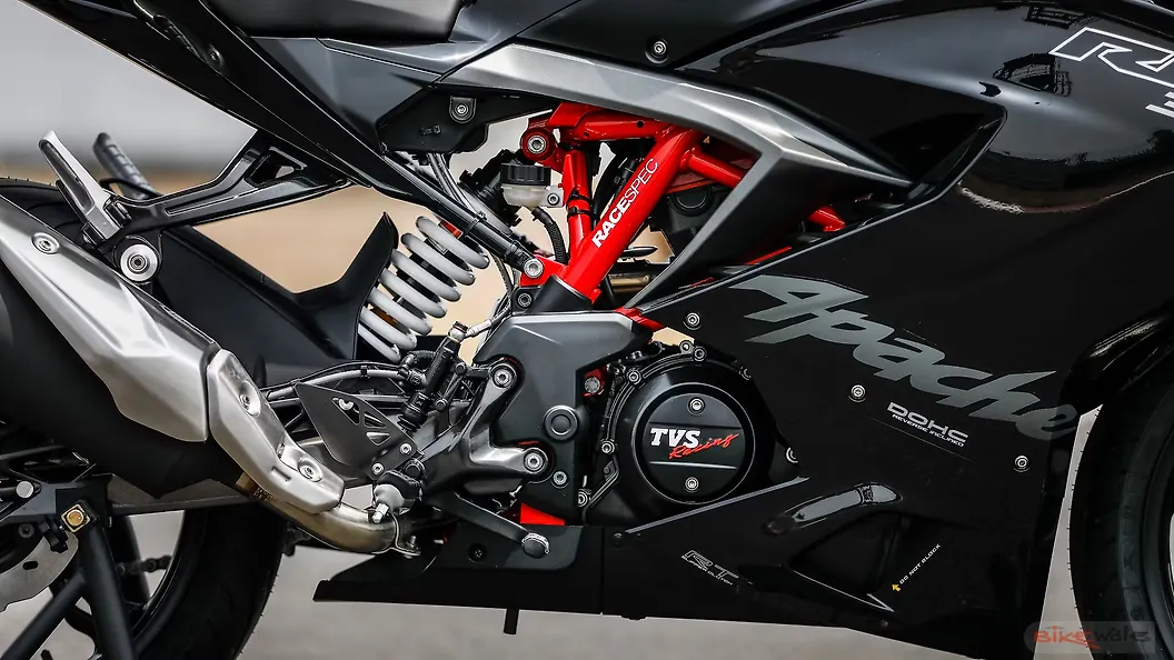TVS Apache RR310 Action Image – BikeWale