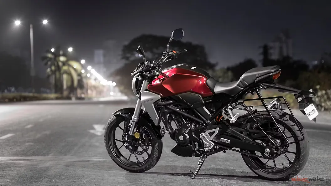 Honda CB300R [2018-2019] Front Three-Quarter Image – BikeWale