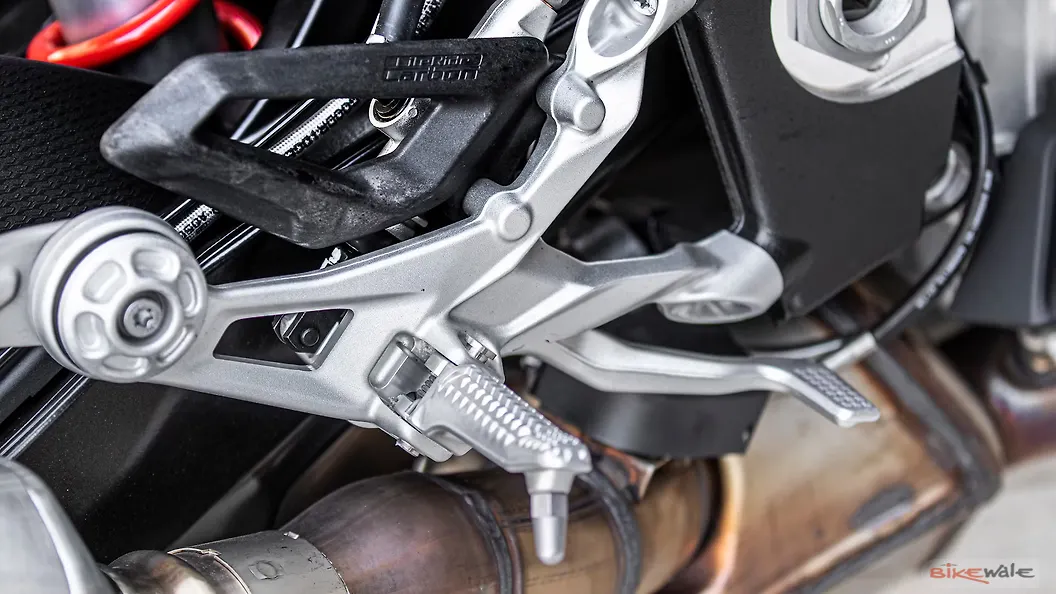 BMW S1000 RR [2018-2019] Levers Image – BikeWale