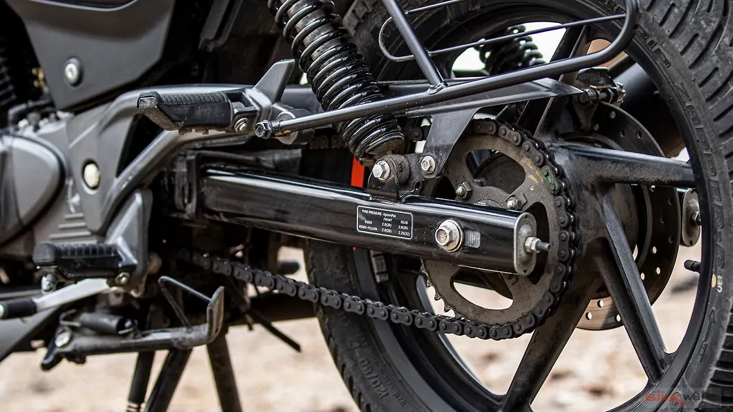 Bajaj Pulsar 180F Exterior Image – BikeWale