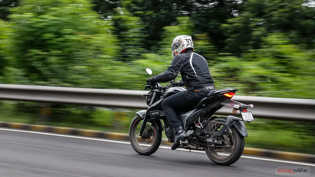 Suzuki Gixxer Front Image – BikeWale