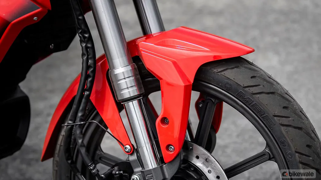 Revolt RV400 Action Image – BikeWale