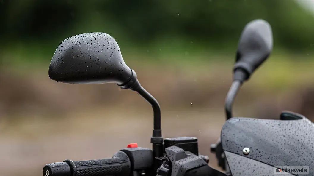 Bajaj Pulsar 125 Front Three-Quarter Image – BikeWale