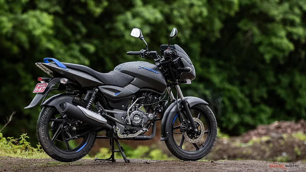 Bajaj Pulsar 125 Front Image – BikeWale