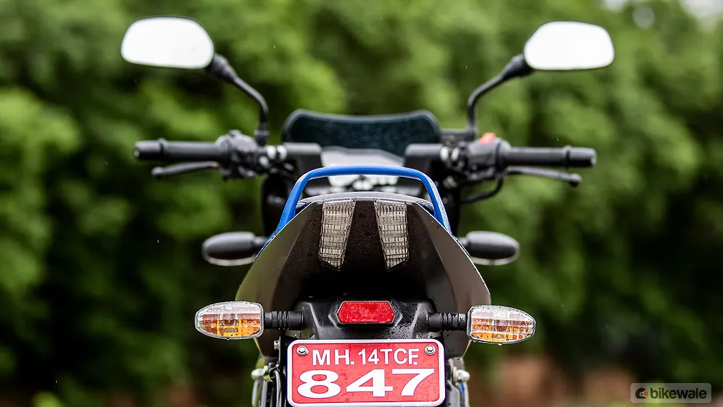 Bajaj Pulsar 125 Front Three-Quarter Image – BikeWale