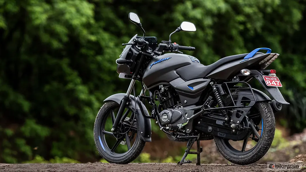 Bajaj Pulsar 125 Front Three-Quarter Image – BikeWale