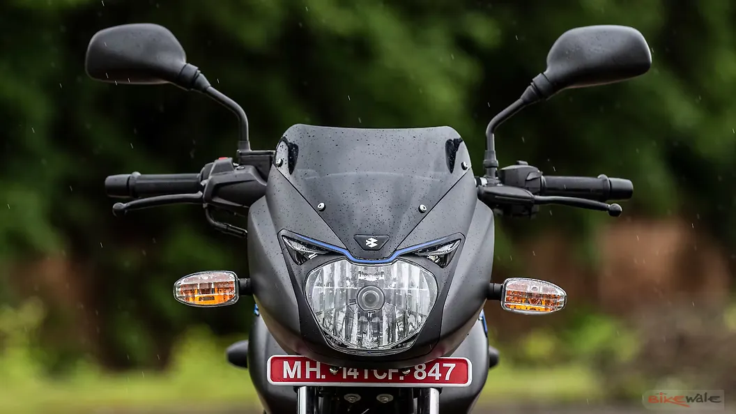 Bajaj Pulsar 125 Front Three-Quarter Image – BikeWale