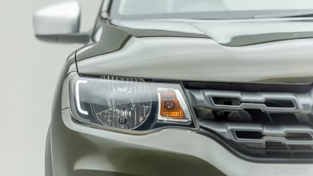 Kwid [2015-2019] Headlamps Image, Kwid [2015-2019] Photos in India ...