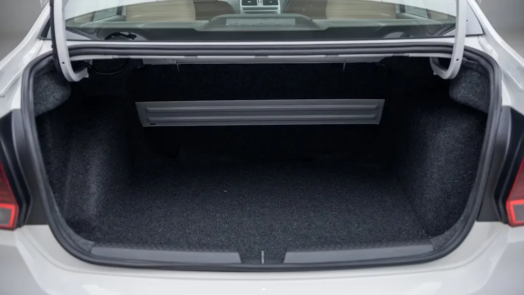 Volkswagen Vento Photo, Boot Space Image - CarWale