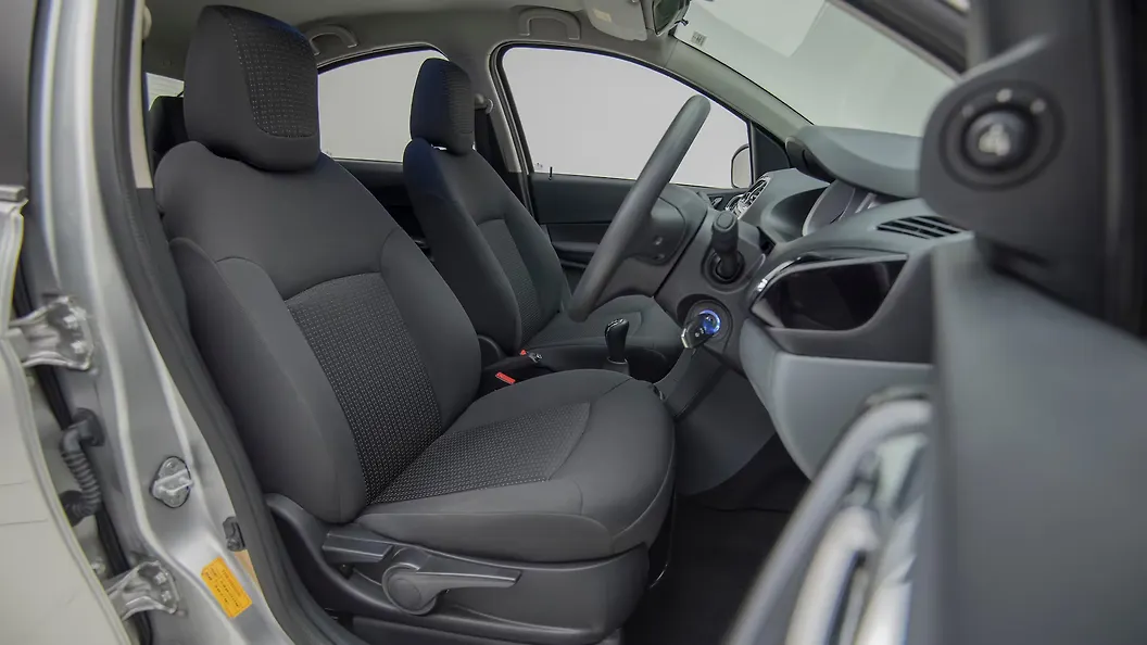 Tata Tigor [2017-2018] Photo, Interior Image - CarWale