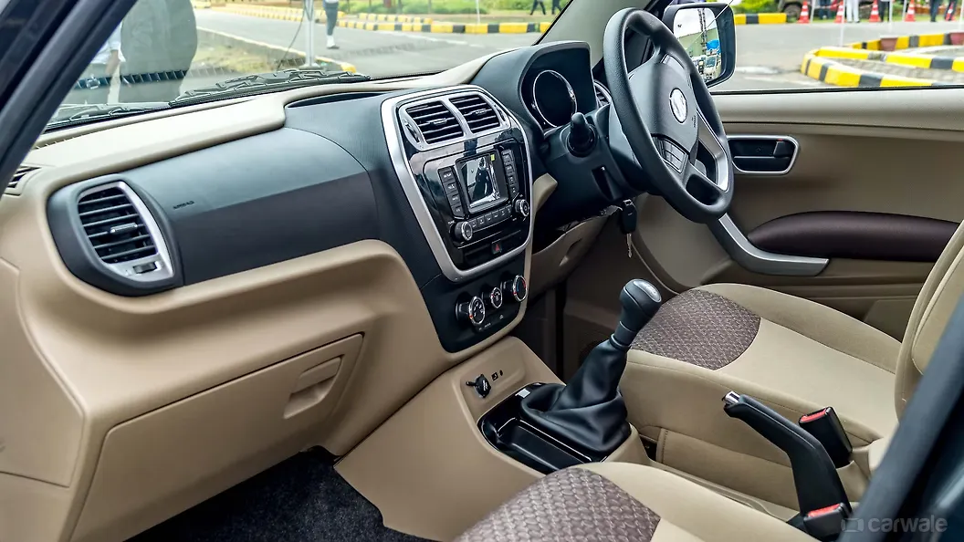 TUV300 Interior Image, TUV300 Photos in India - CarWale