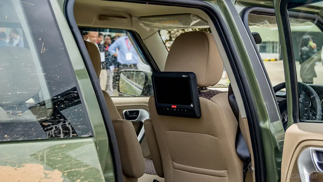 TUV300 Interior Image, TUV300 Photos in India - CarWale