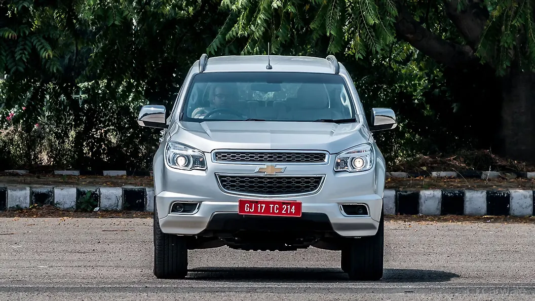 Trailblazer Front View Image, Trailblazer Photos in India - CarWale