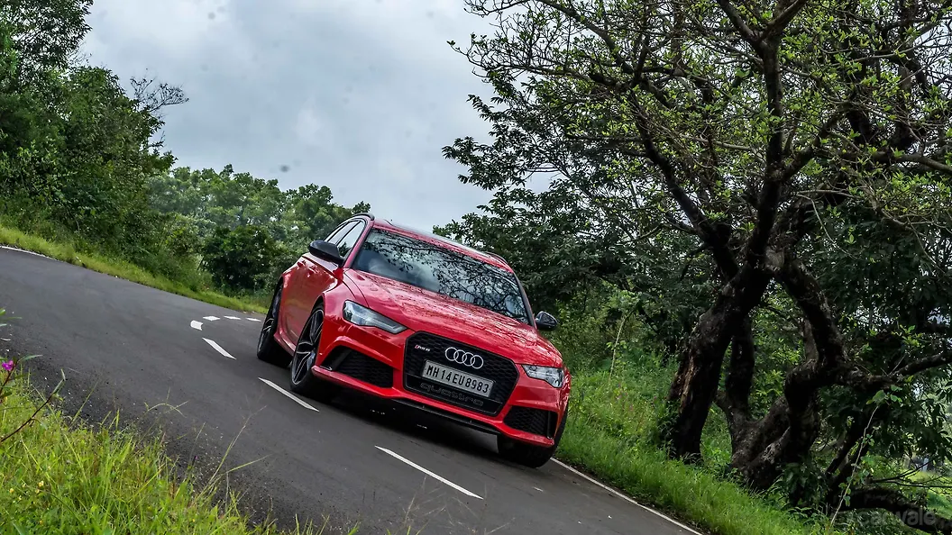 RS6 Front View Image, RS6 Photos in India - CarWale