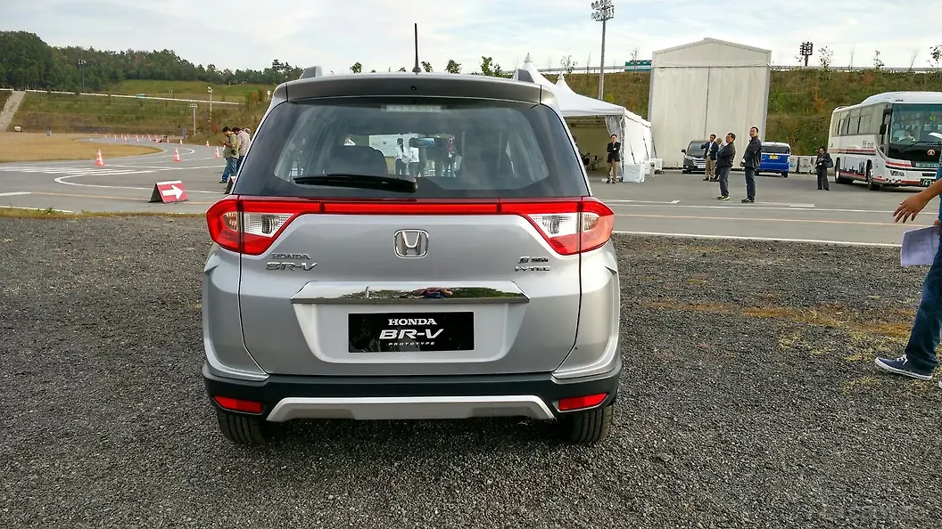 BR-V Rear View Image, BR-V Photos in India - CarWale
