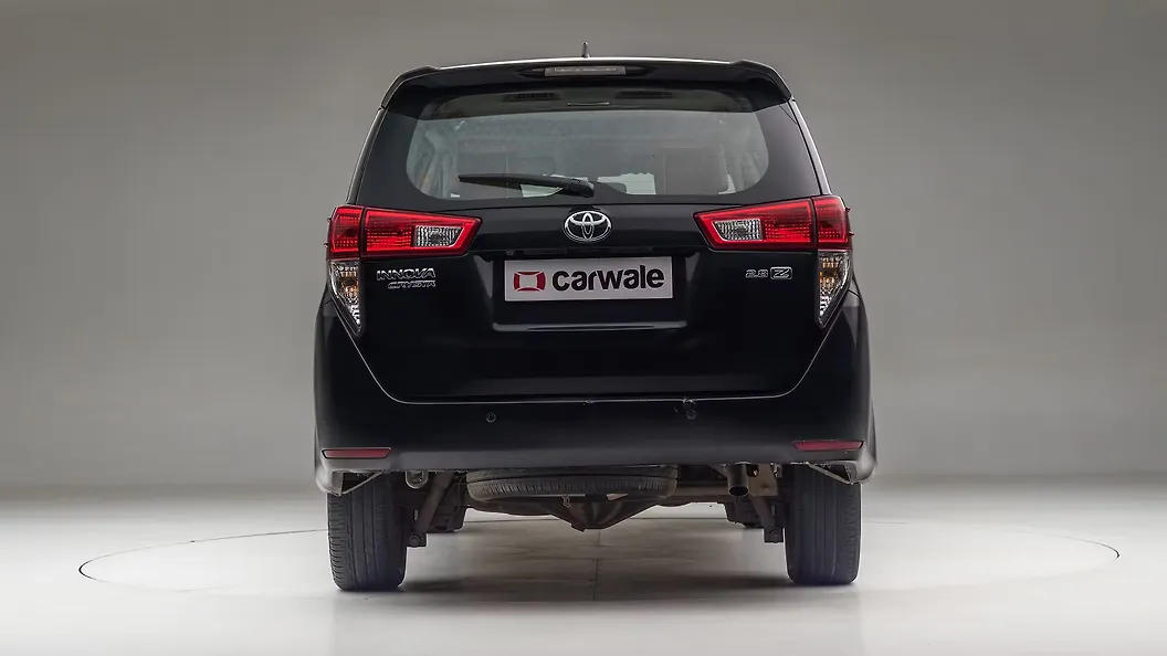 Toyota Innova Crysta Photo, Rear view Image - CarWale