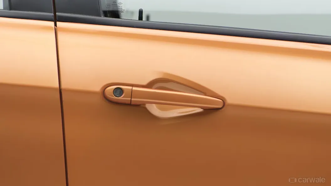 Tiago [2016-2020] Door Handles Image, Tiago [2016-2020] Photos in India ...