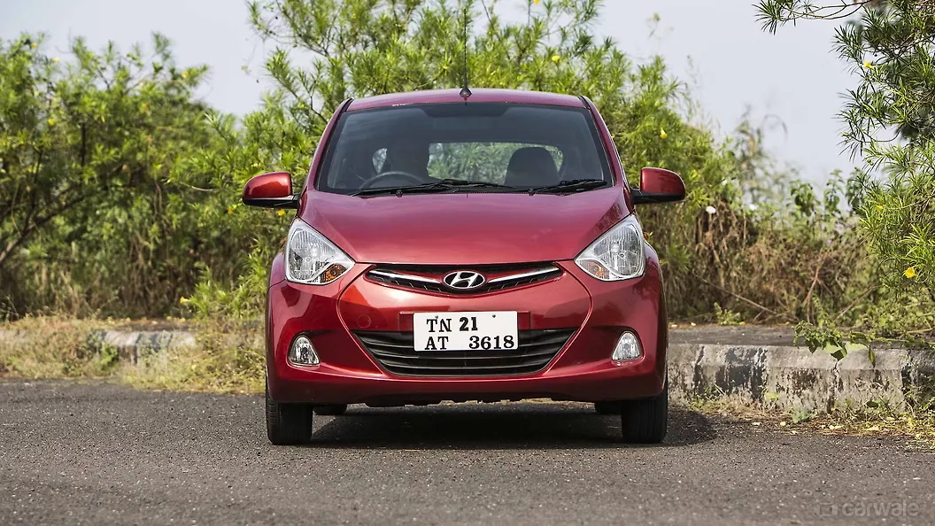 Eon Front View Image, Eon Photos in India - CarWale