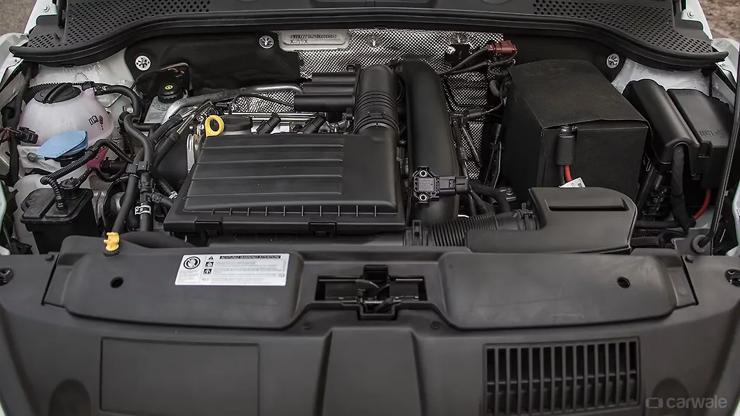 Beetle Engine Bay Image, Beetle Photos in India - CarWale