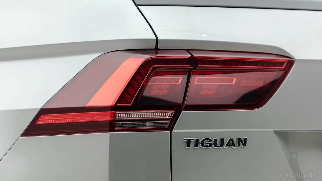 Tiguan Tail Lamps Image, Tiguan Photos in India - CarWale