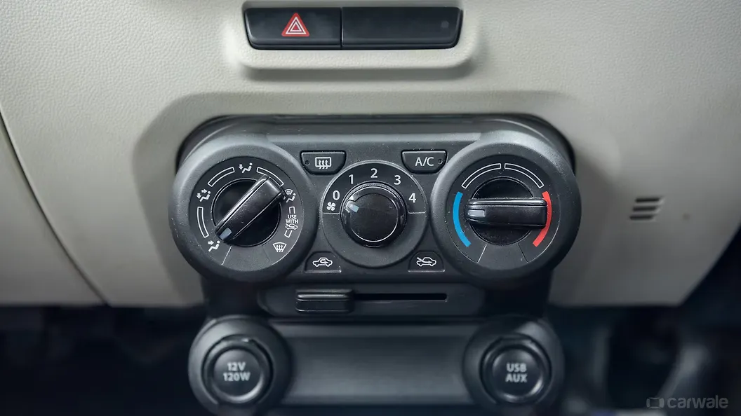 Ignis [2017-2019] Interior Image, Ignis [2017-2019] Photos in India ...