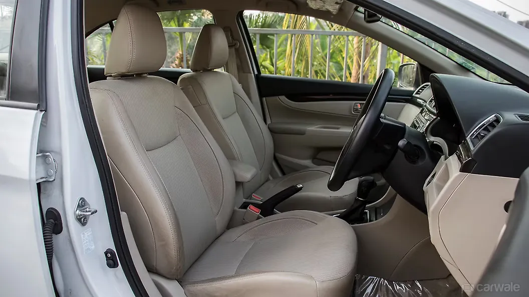 Ciaz [2014-2017] Interior Image, Ciaz [2014-2017] Photos in India - CarWale