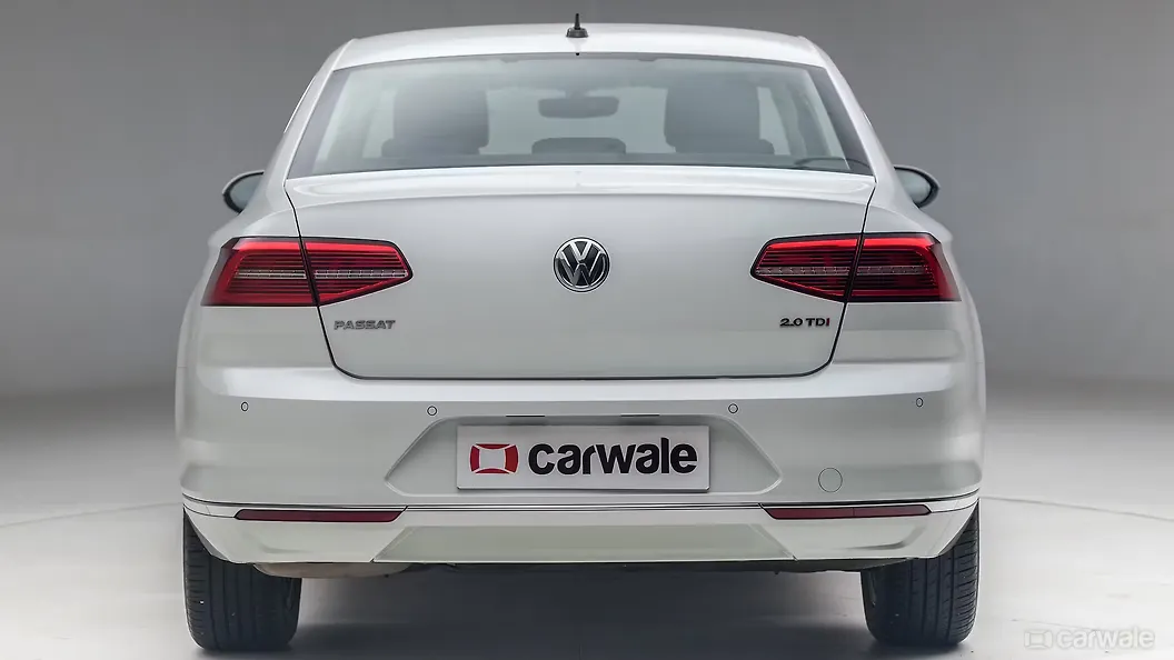 Passat Rear View Image, Passat Photos in India - CarWale