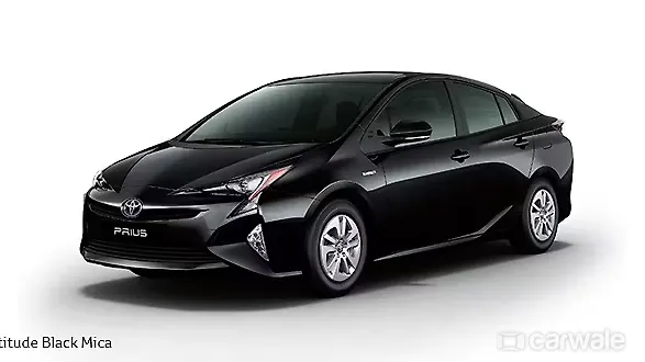Prius Left Front Three Quarter Image, Prius Photos in India - CarWale