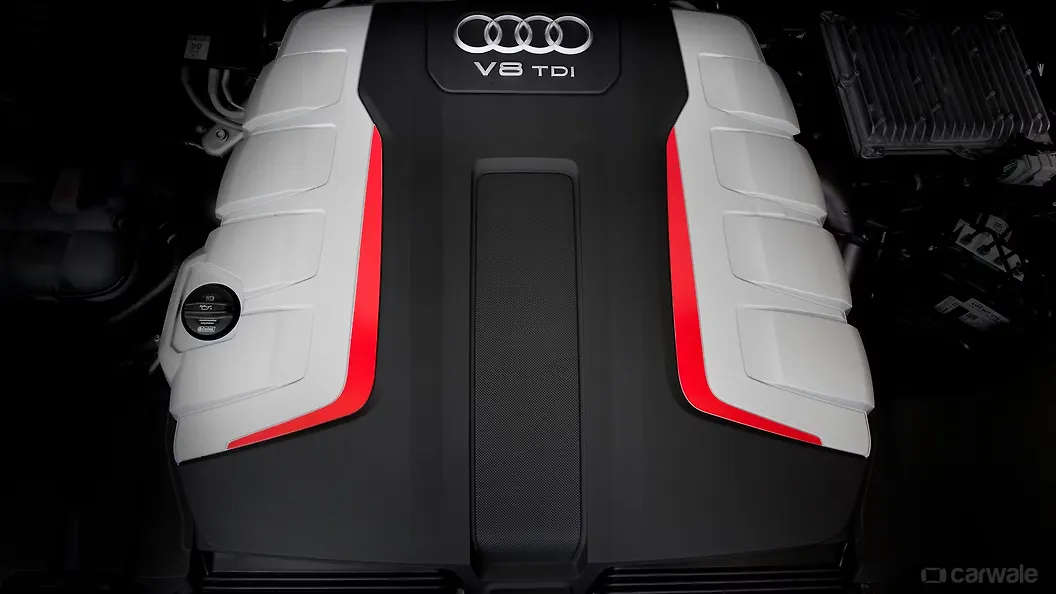 Q7 Engine Bay Image, Q7 Photos in India - CarWale