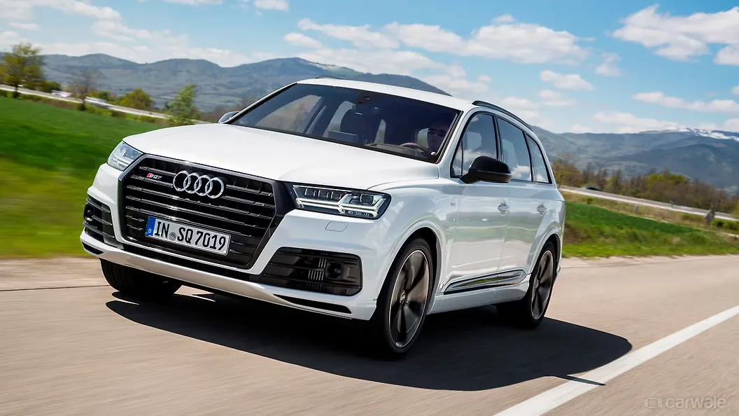 Q7 Left Side View Image, Q7 Photos in India - CarWale
