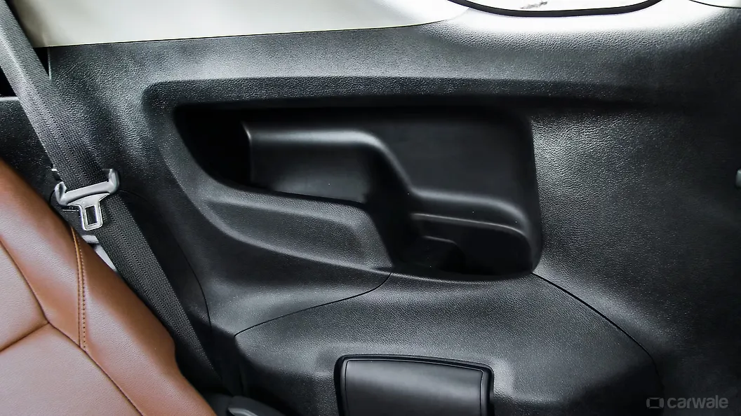 Innova Crysta [2016-2020] Door Image, Innova Crysta [2016-2020] Photos ...