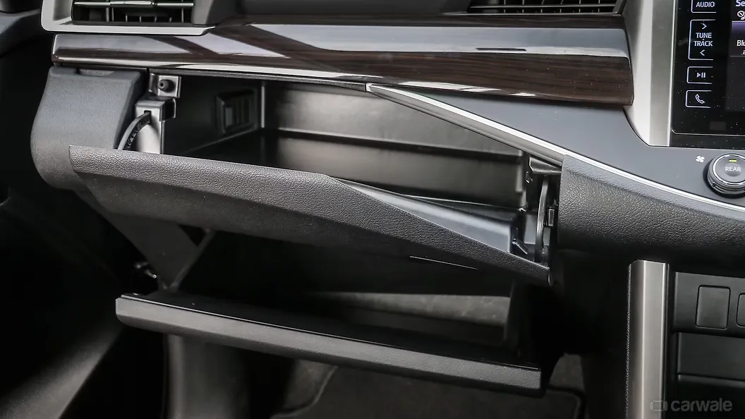 Innova Crysta [2016-2020] Interior Image, Innova Crysta [2016-2020 ...