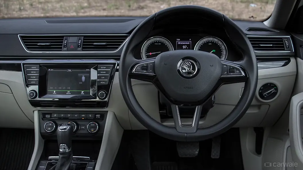 Superb [2016-2020] Interior Image, Superb [2016-2020] Photos in India ...