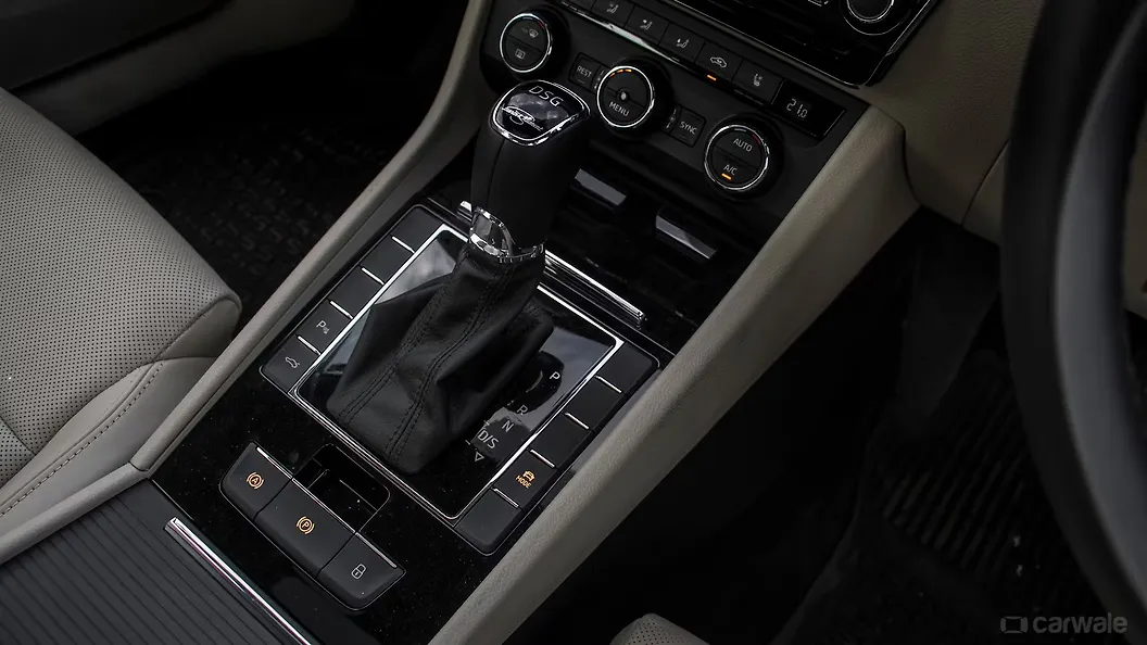 Superb [2016-2020] Interior Image, Superb [2016-2020] Photos in India ...