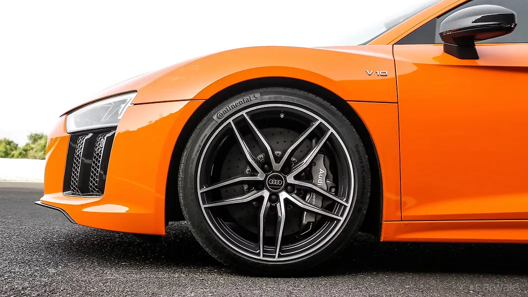 R8 Wheels-Tyres Image, R8 Photos in India - CarWale