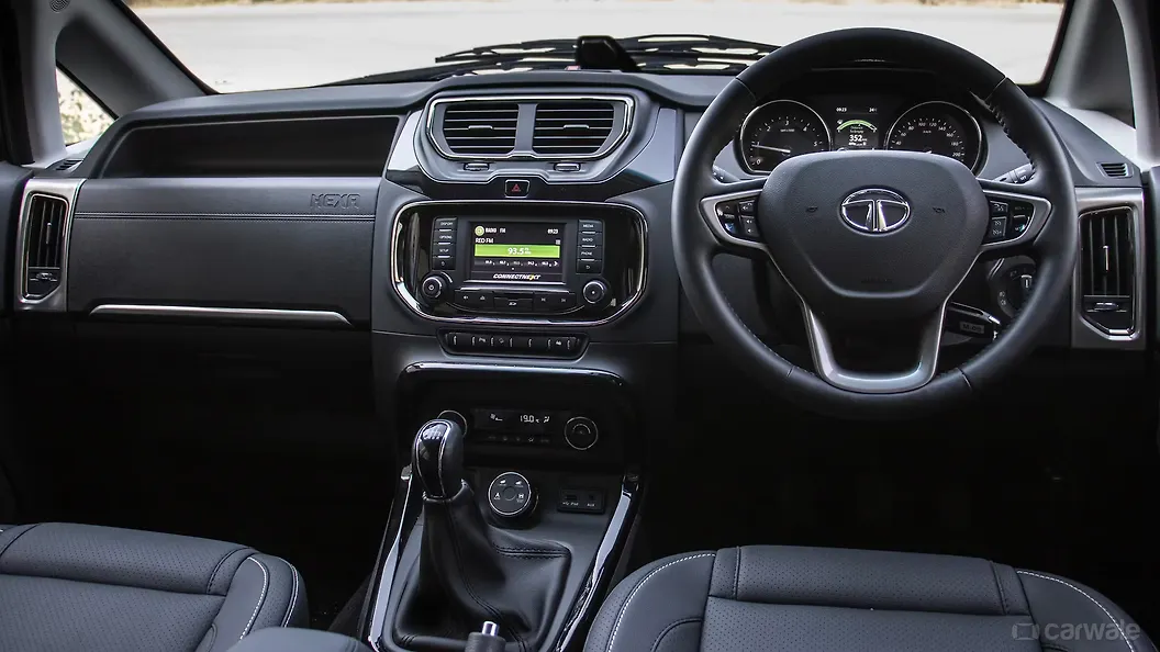 Hexa Dashboard Image, Hexa Photos in India - CarWale