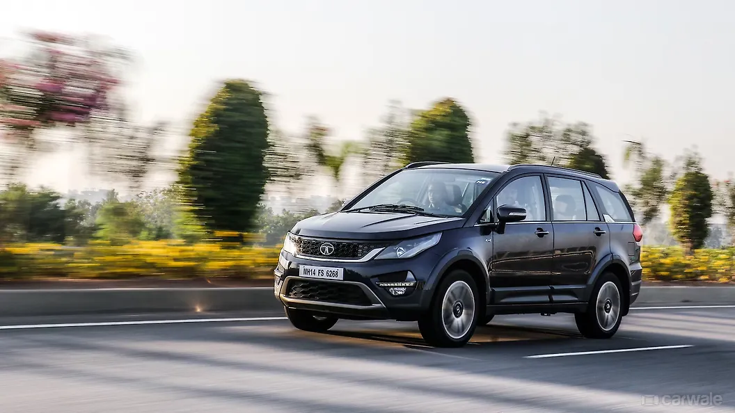 Hexa Driving Image, Hexa Photos in India - CarWale