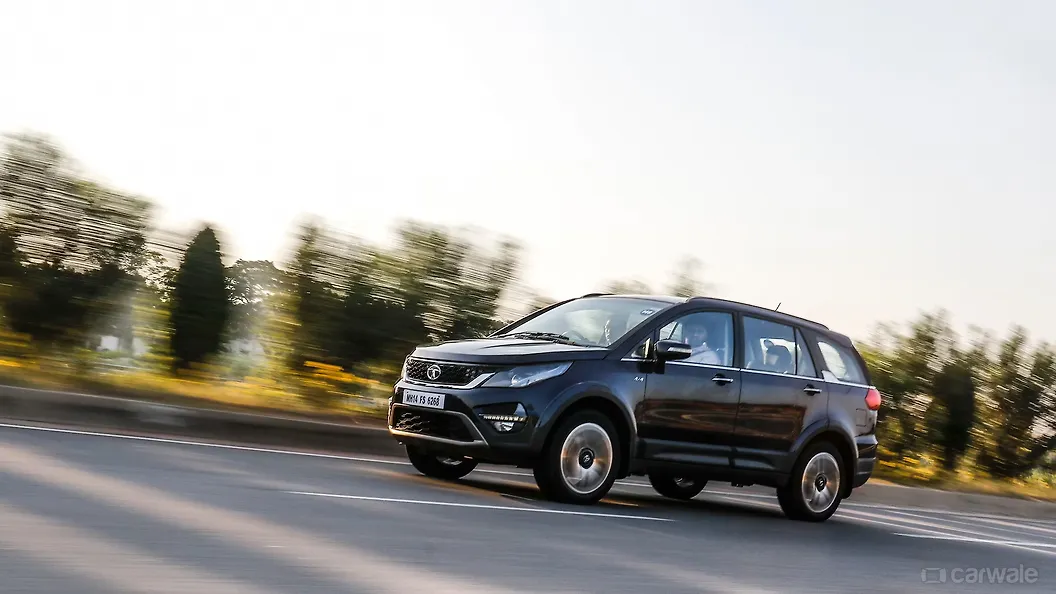Hexa Driving Image, Hexa Photos in India - CarWale