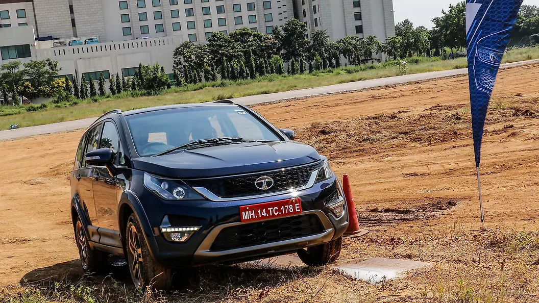 Tata Hexa [2017-2019] Photo, Exterior Image - CarWale