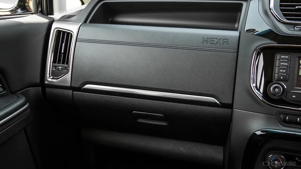 Hexa Interior Image, Hexa Photos in India - CarWale