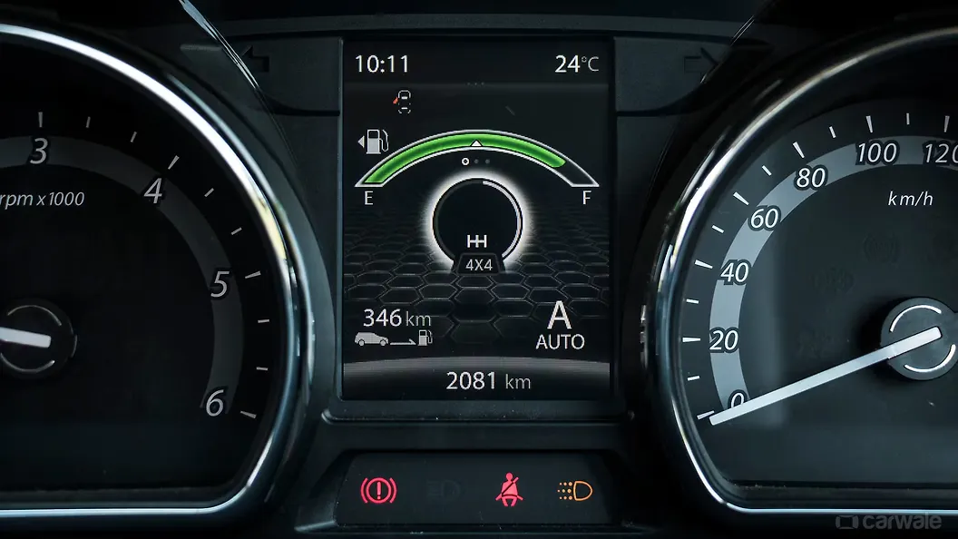 Hexa Interior Image, Hexa Photos in India - CarWale