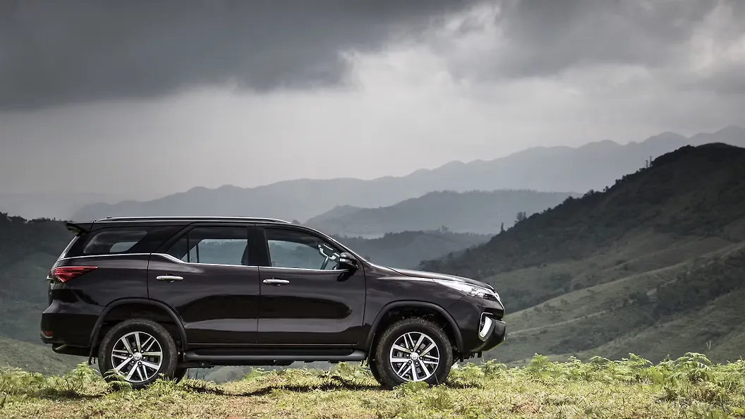 Fortuner [2016-2021] Exterior Image, Fortuner [2016-2021] Photos in ...