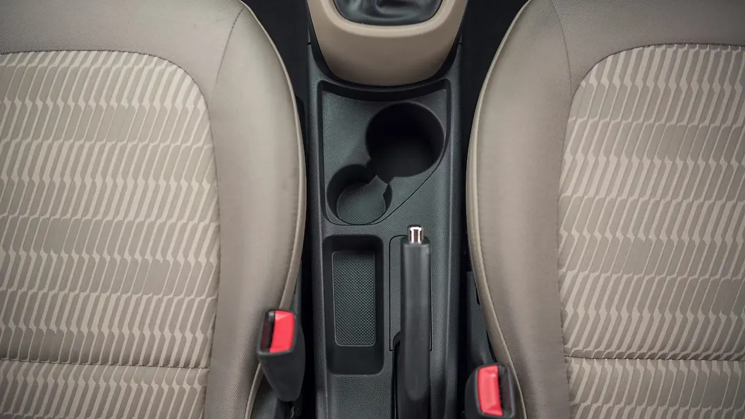Hyundai Xcent Photo, Interior Image - CarWale