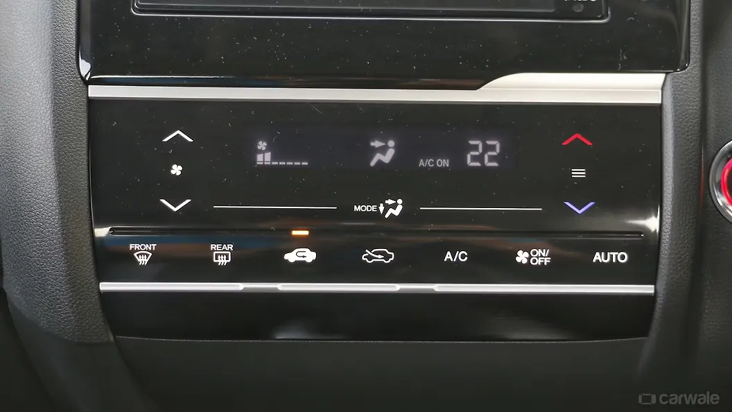 WR-V [2017-2020] Interior Image, WR-V [2017-2020] Photos in India - CarWale