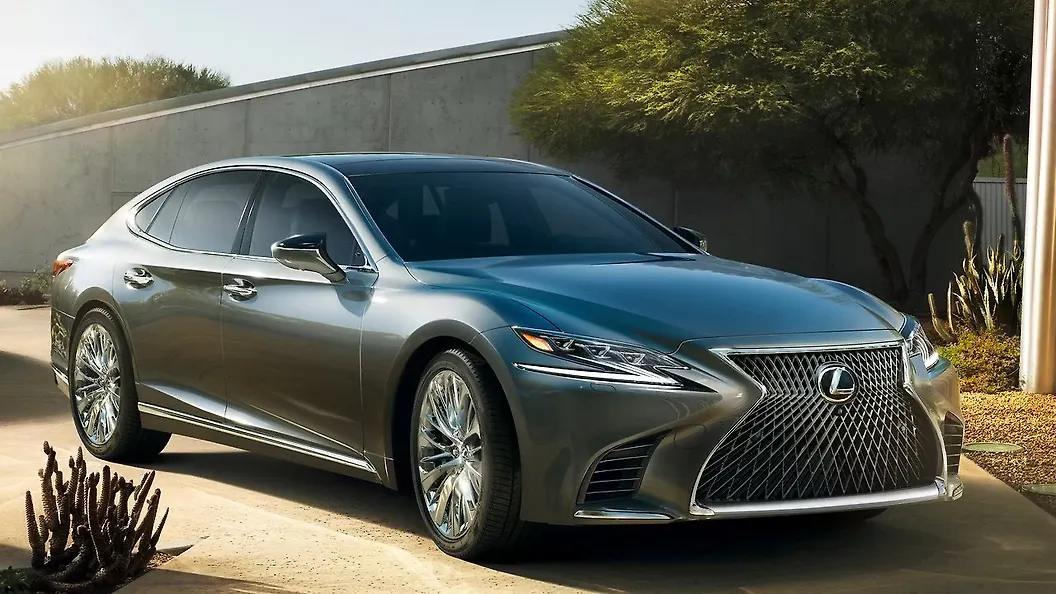 Lexus LS Photo, Exterior Image - CarWale