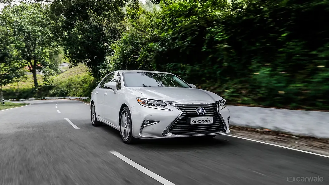 ES [2017-2018] Exterior Image, ES [2017-2018] Photos in India - CarWale